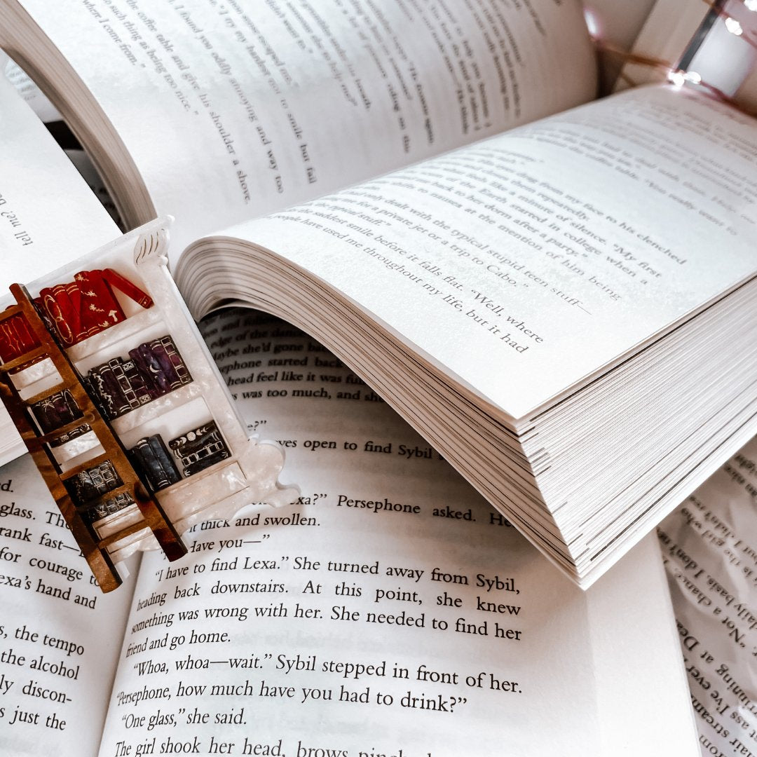 Bookish Merch – Fiction & Friction